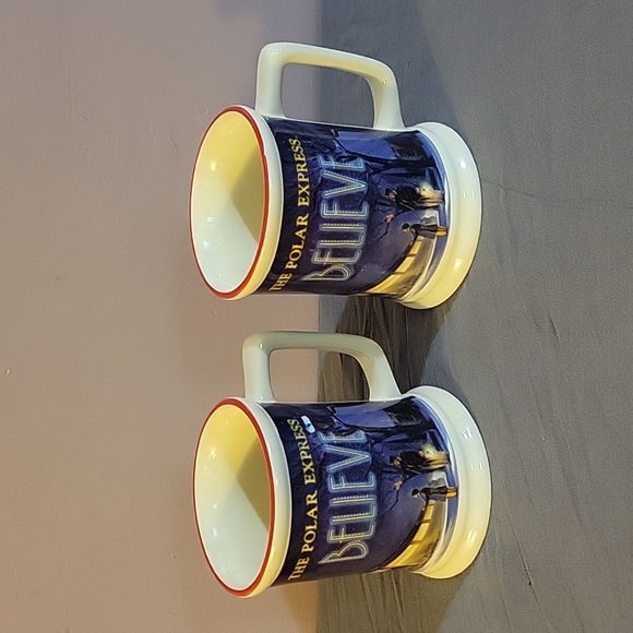 Warner Bros. | Dining | Lot Of 2 The Polar Express Believe 3d Large ...